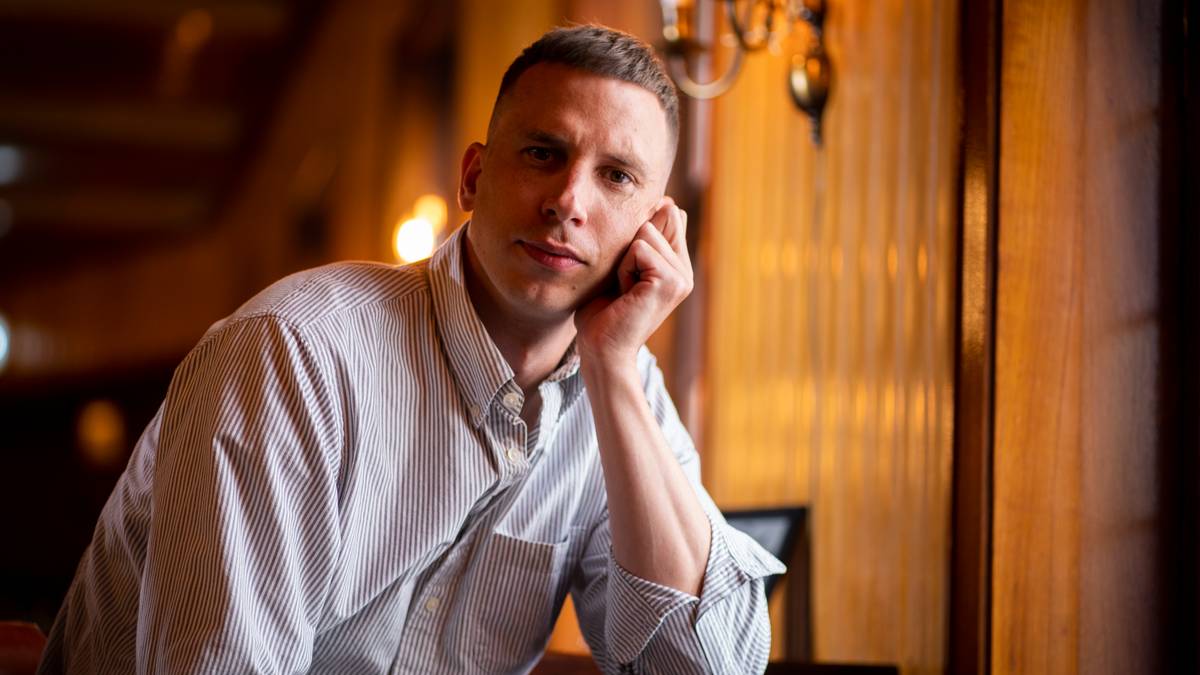 Herbert Nordrum får rolle i «Fornuft og følelser» – NRK Kultur og ...