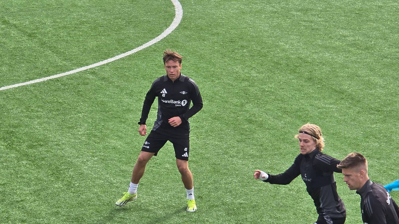 Jesper Reitan-Sunde følger i farfar Harald Sunde sine spor og spiller ...