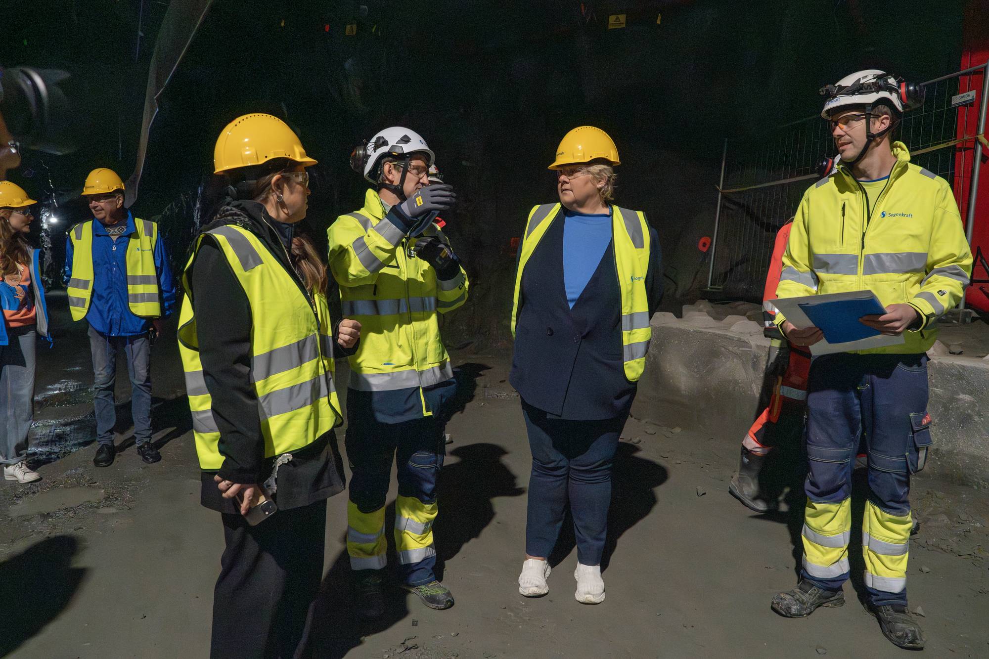 Sier nei til Aps strømpakke: Slik vil Høyre få ned regningen din – NRK Norge – Oversikt over ...