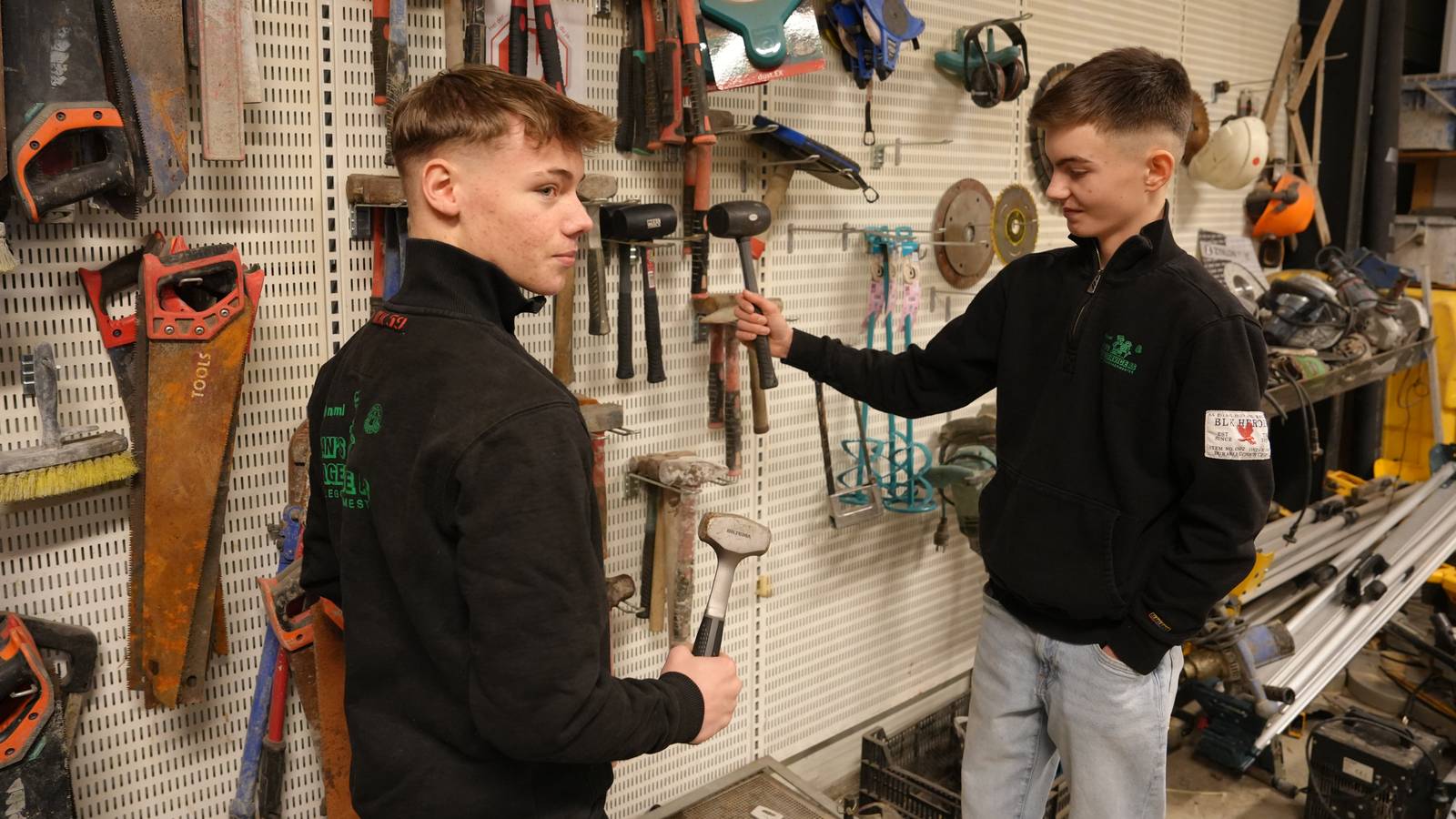 NHO, Nav og Vestland fylkeskommune med krafttak for å få flere i sommerjobb – NRK Vestland