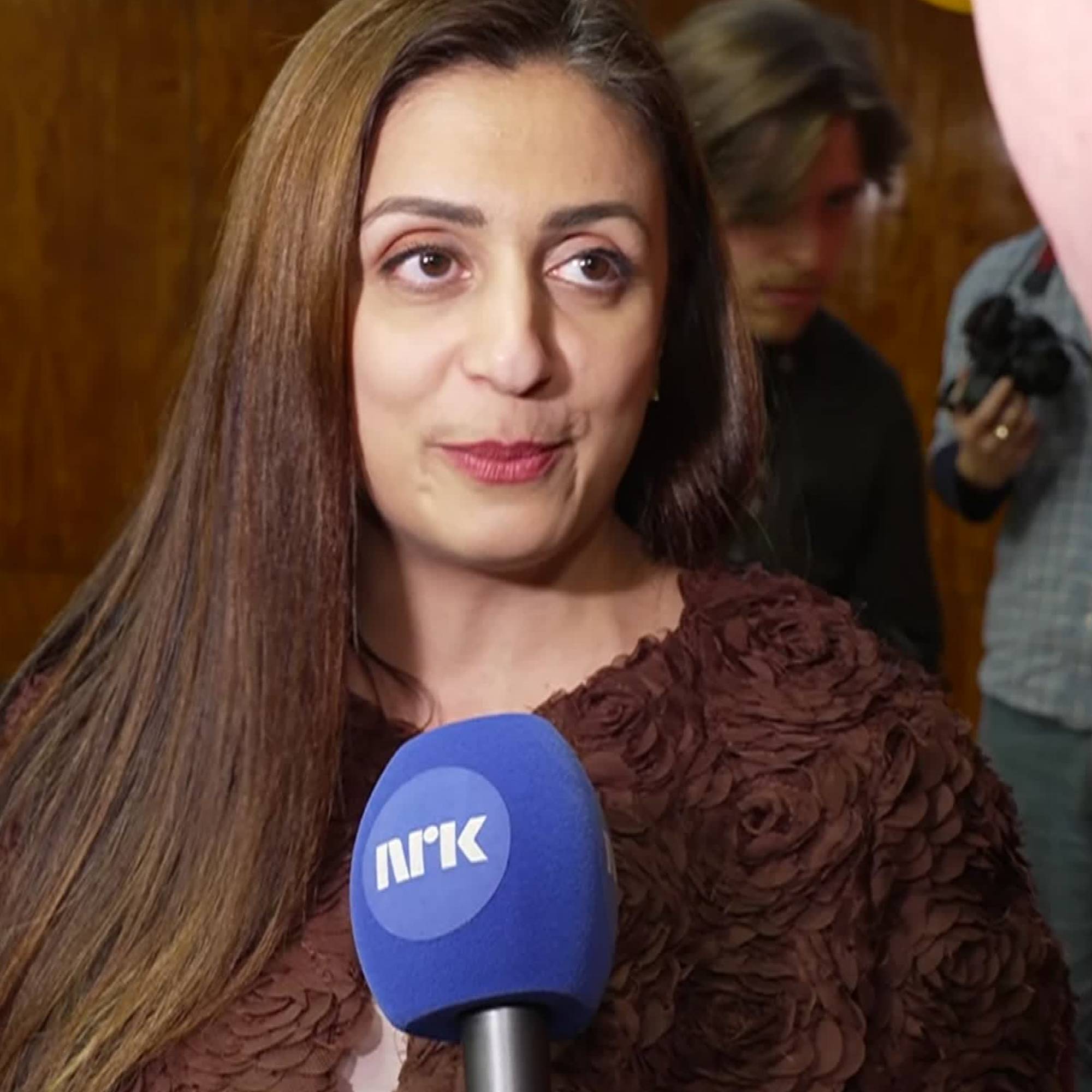 Kamp mellom Hadia Tajik og Kamzy Gunaratnam på nominasjonsmøte i Oslo ...