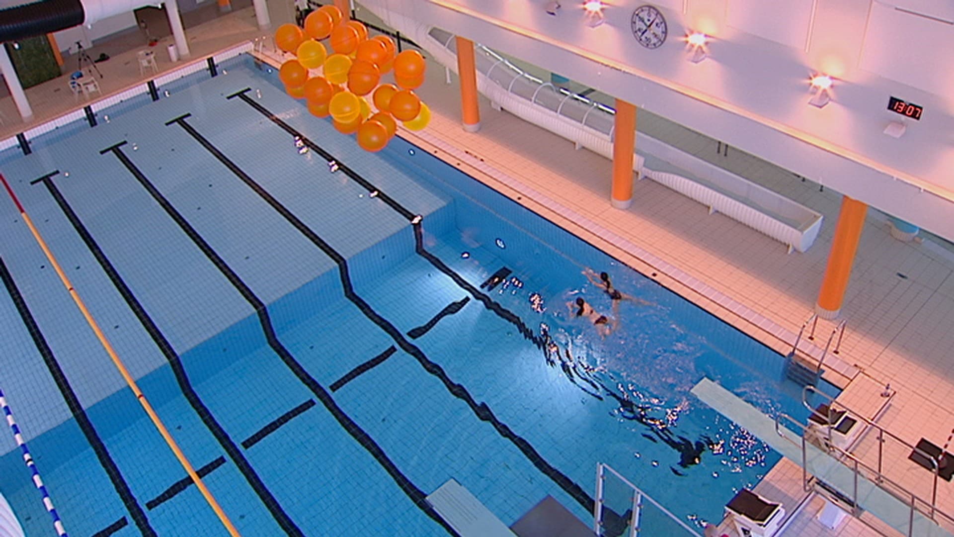 Moldebadet har tent på dårleg ver – NRK