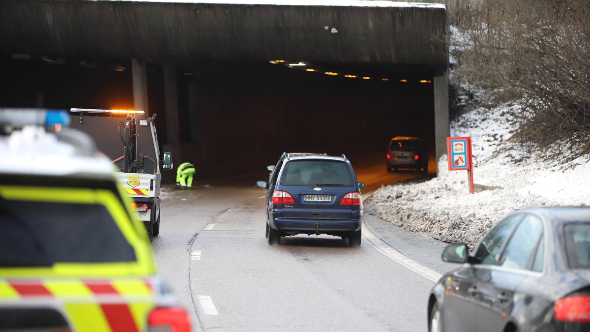 Glatte veier skaper store problemer i trafikken – Stor-Oslo