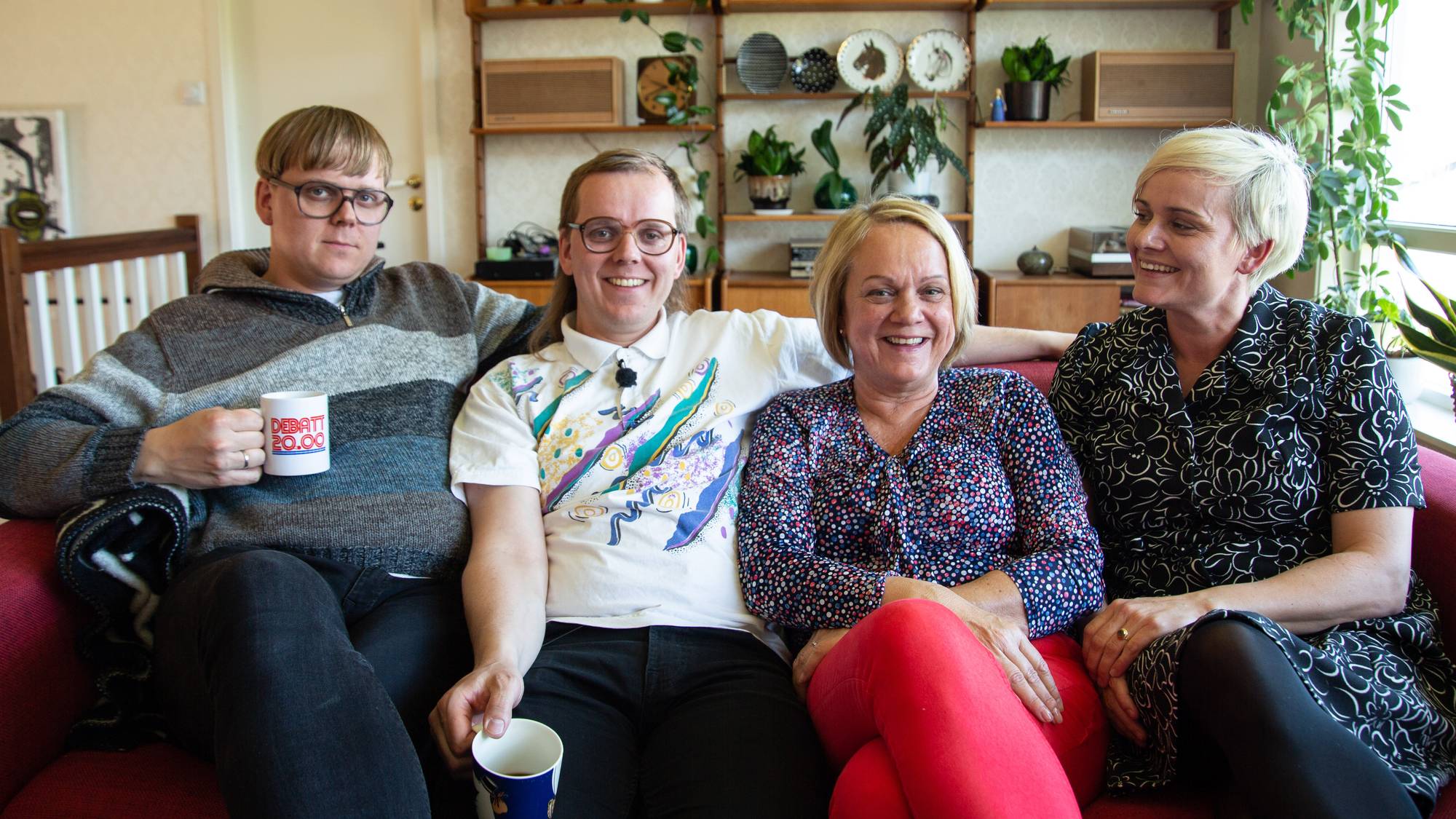 Enegga tvillinger på hver sin side i politikken – NRK Rogaland – Lokale ...