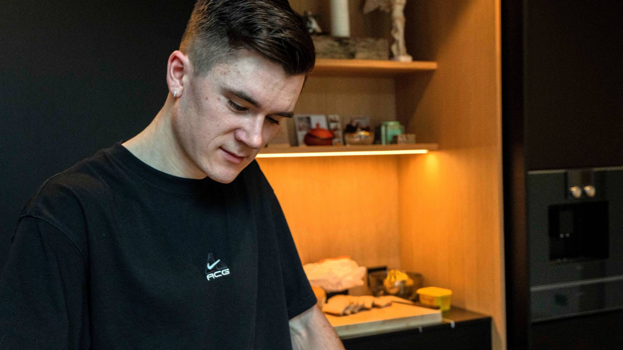 Jakob Ingebrigtsen åpner opp om motgang og «selvpining» – avslører OL ...