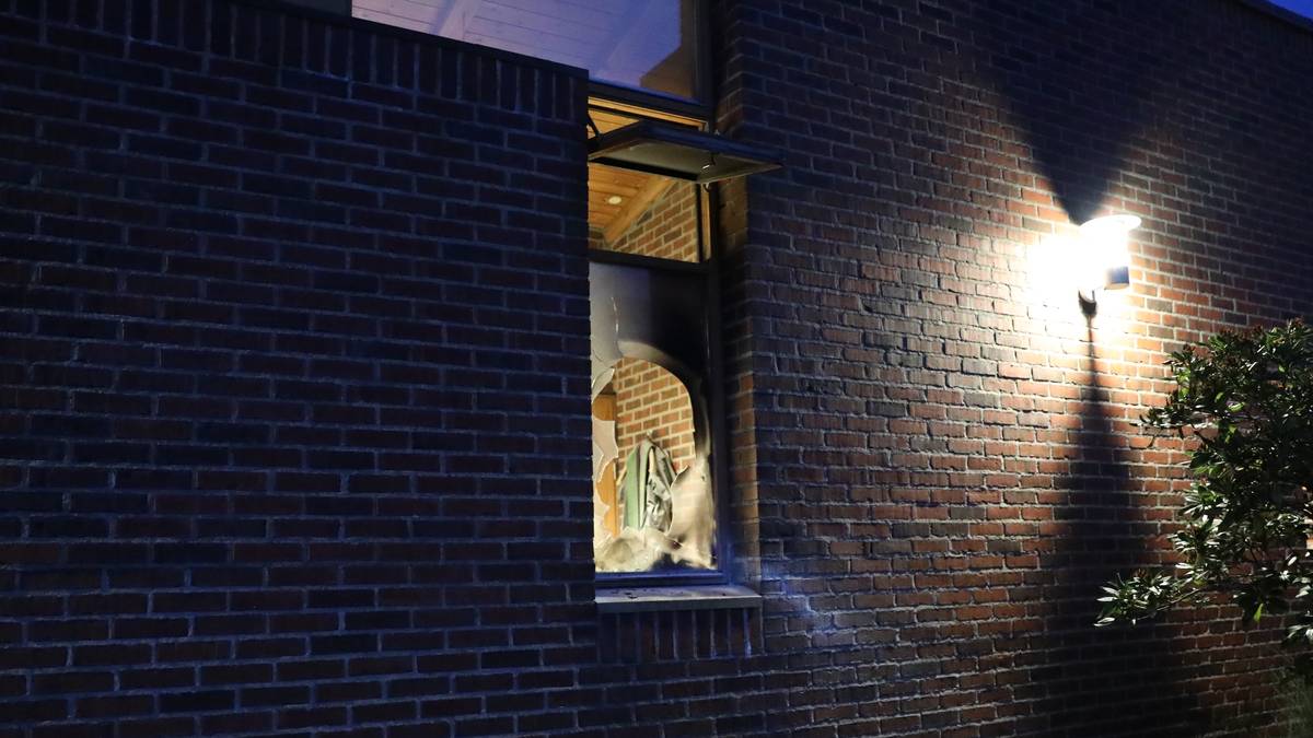 Brann i Lura kirke i Sandnes i natt – Siste nytt – NRK