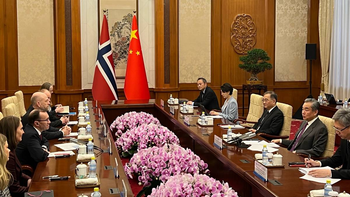 Espen Barth Eide er i møte med den kinesiske utanriksministeren – Siste ...