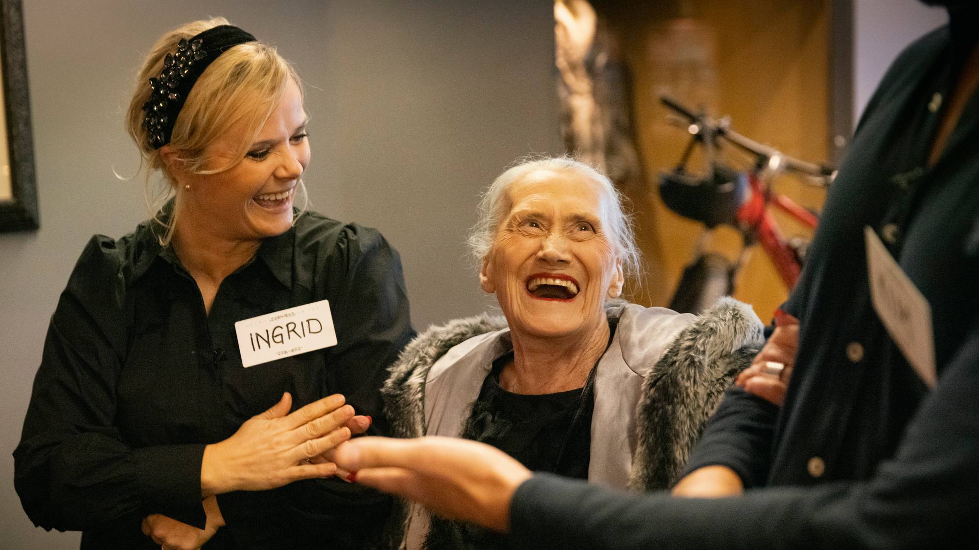 Demenskoret – NRKs Ingrid Gjessing Linhave starter kor – Programomtaler