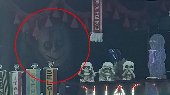 Ble stanset på grensa på Svinesund: Frontruta full av «Halloween»-pynt – NRK Østfold – Lokale ...