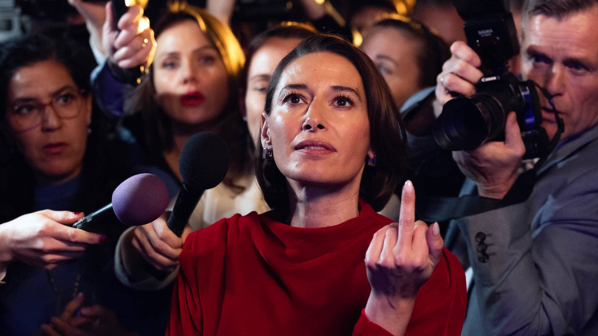 Anmeld­else: «Ingen kommentar» – Filmpolitiet