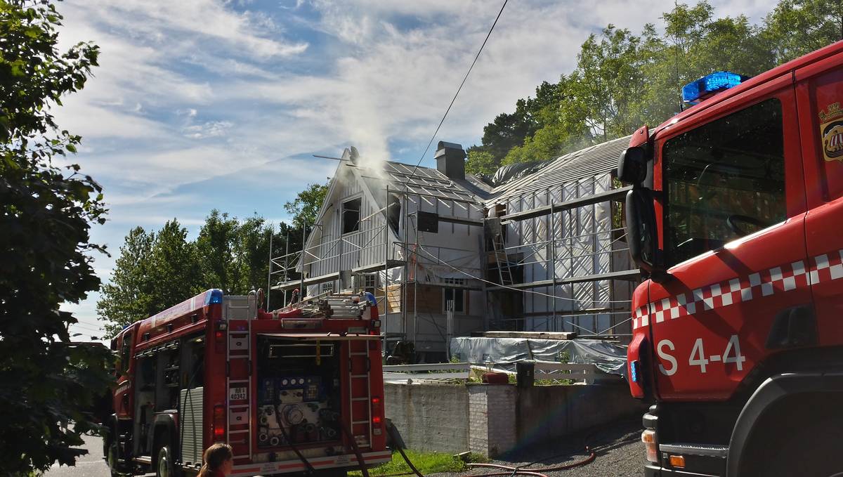 Brann I Enebolig I Sandefjord Nrk Vestfold Og Telemark Lokale