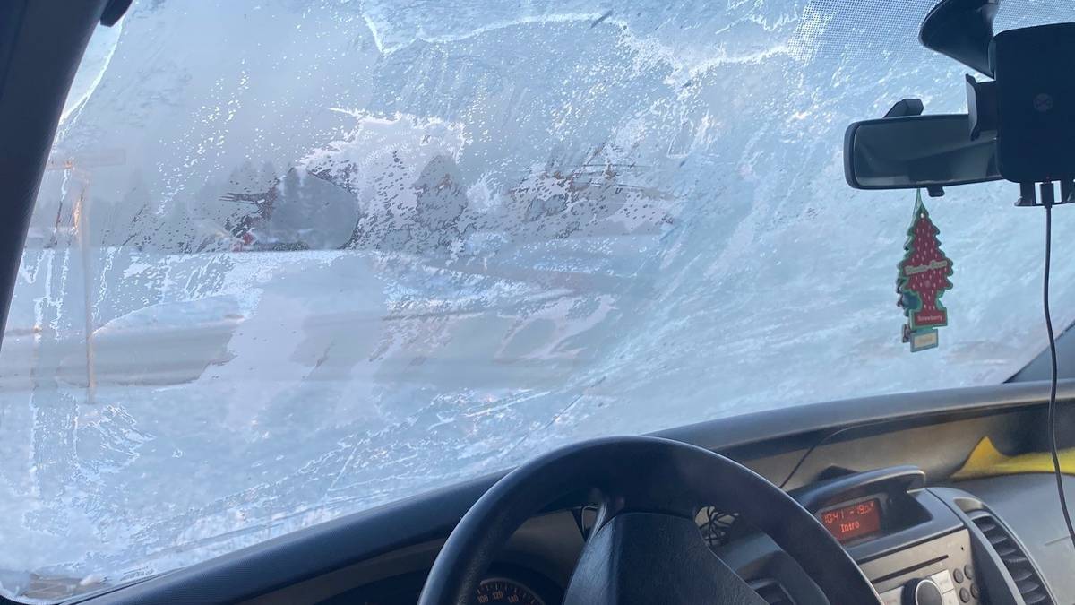 Sjåfør anmeldt etter kjøring med isete frontrute – NRK Innlandet ...