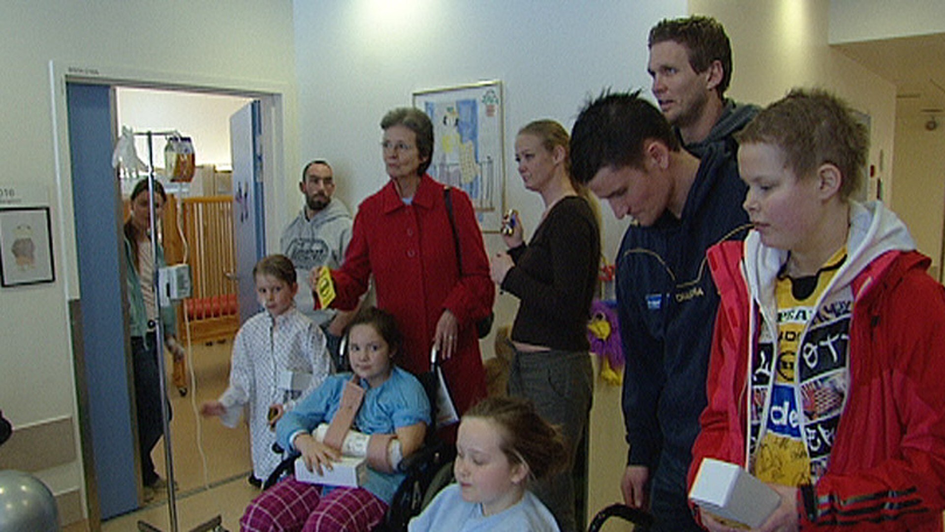 Lillestrømspillere besøkte syke barn – NRK