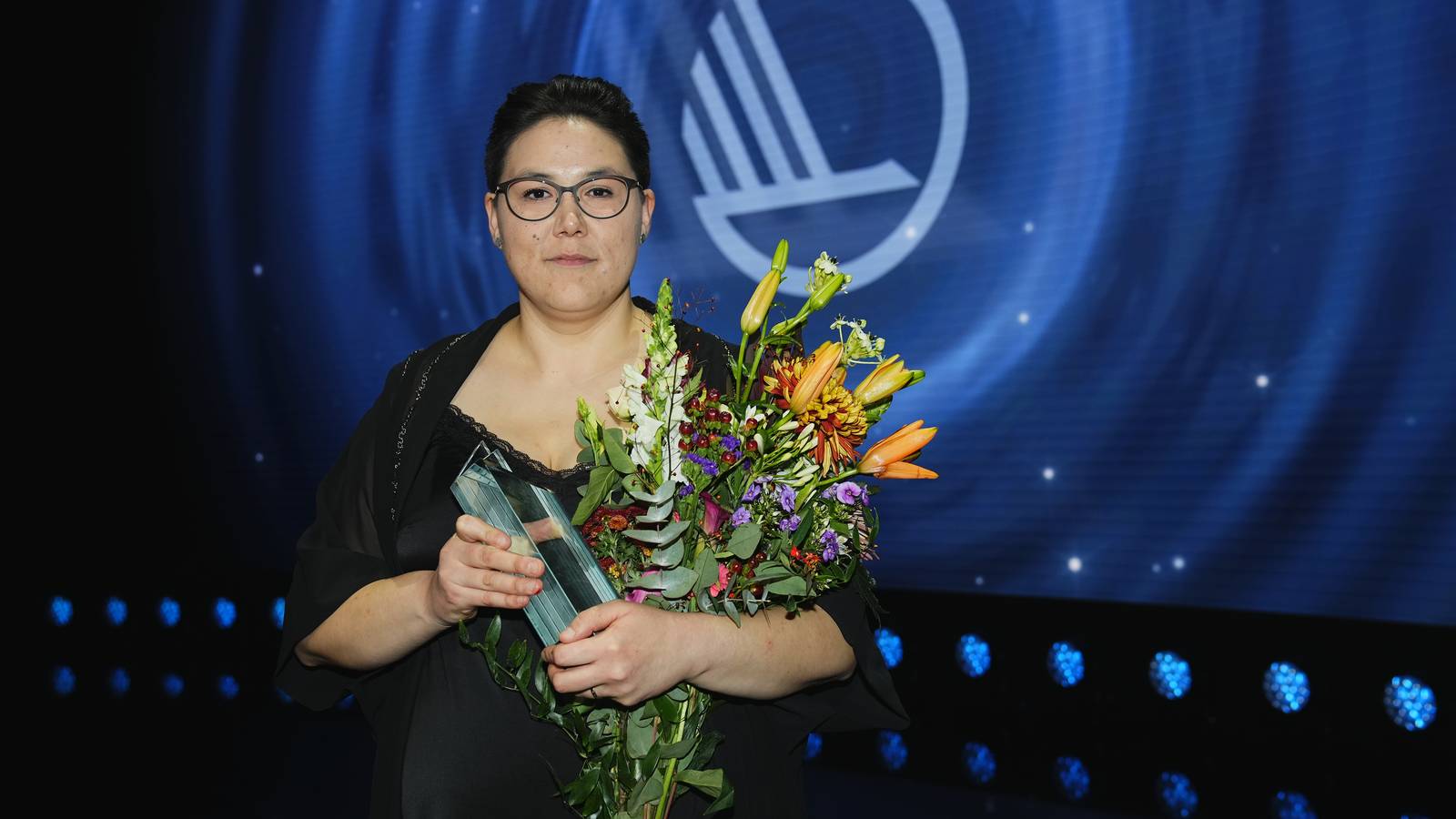 Anmeldelse: «Eit anna blikk» av Erlend Skjetne – NRK Kultur og ...