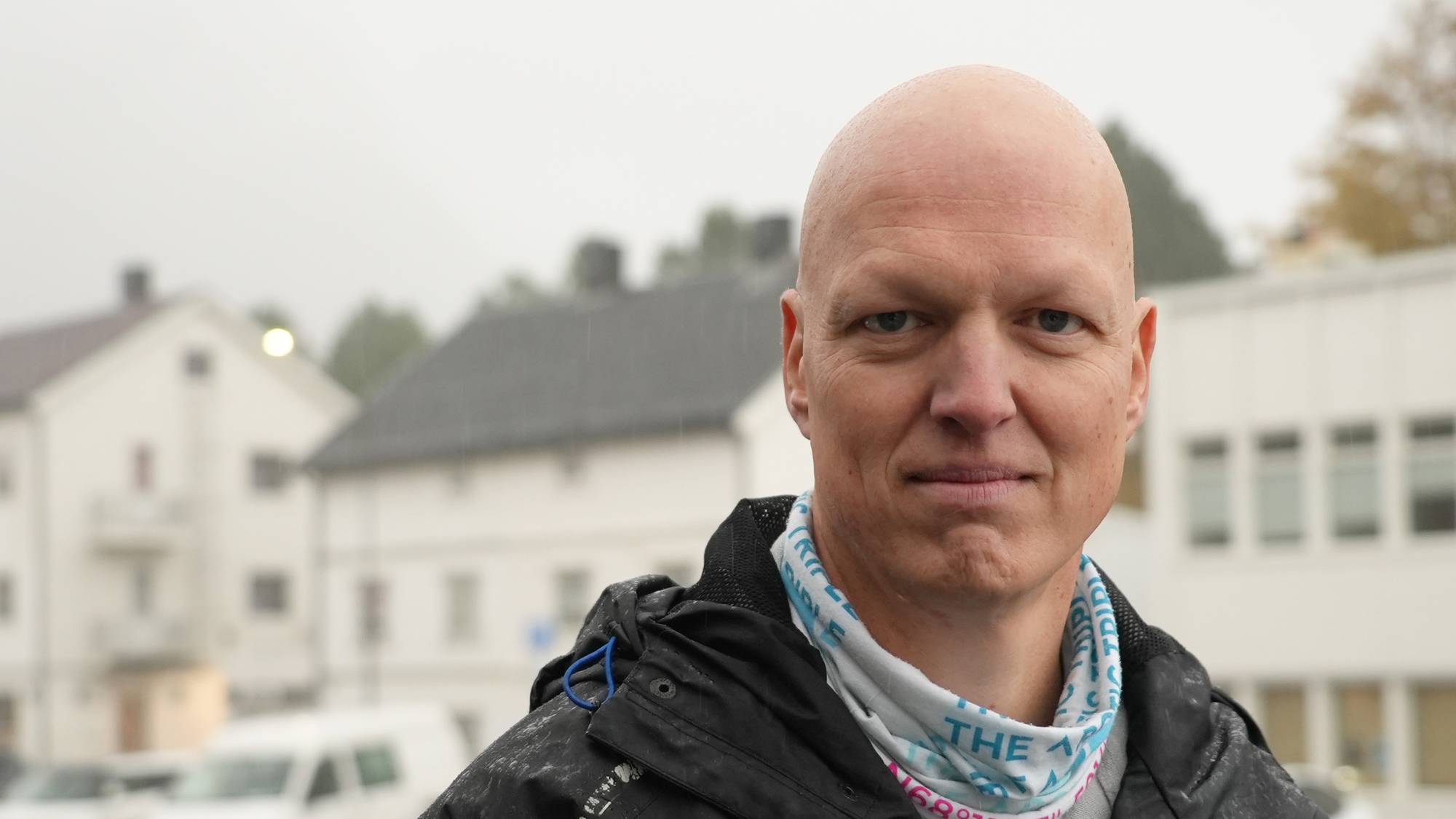 Vil slå av gatelysene i Lofoten – Trygg Trafikk steiler av forslaget – NRK Nordland