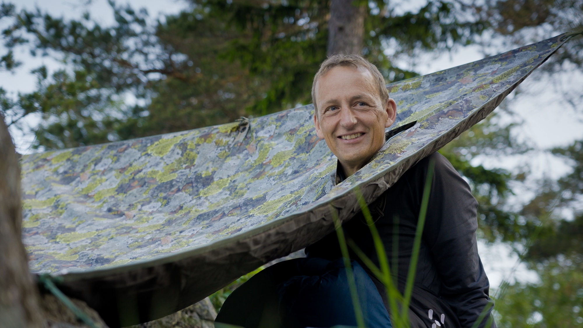 Disse blir med Anne Lindmo på tur i den nye NRK-serien Frifot. – NRK ...