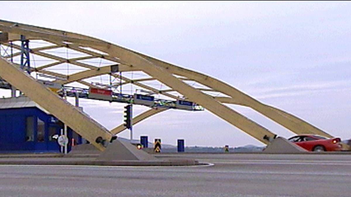 Trafikkfarlig bomstasjon – NRK Rogaland – Lokale nyheter, TV og radio