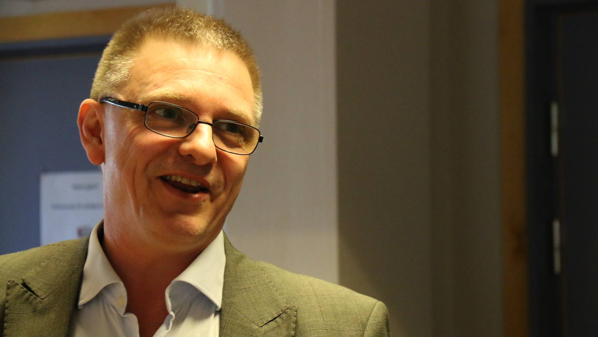 de Ruiter gir seg på Stortinget – NRK Sørlandet – Lokale nyheter, TV og ...