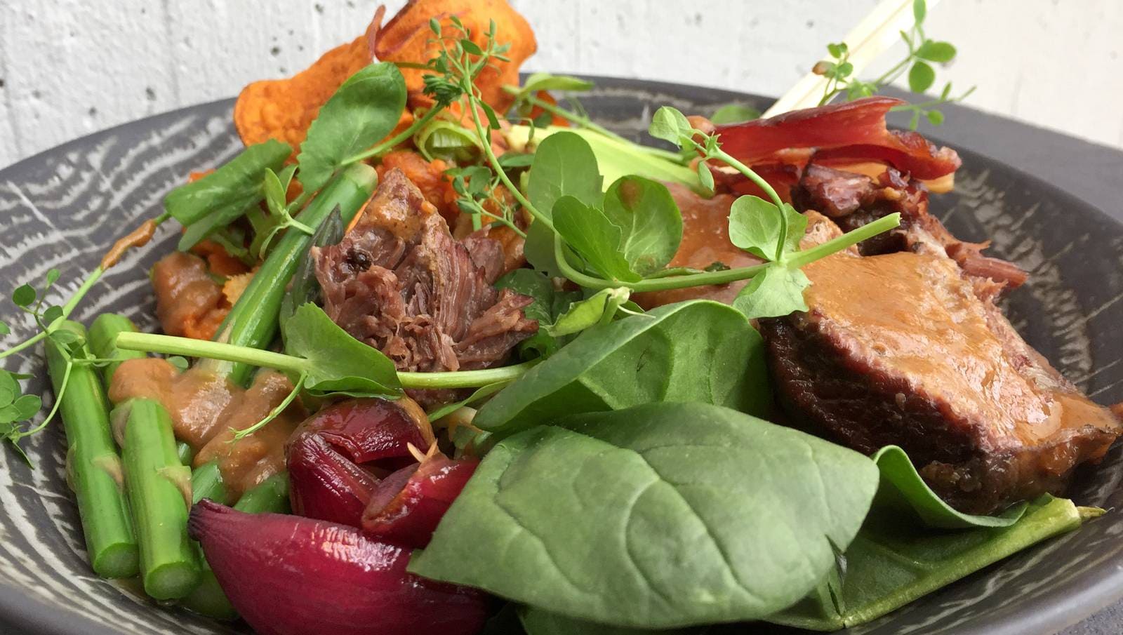 Buddha bowl à la Vesterdal – NRK Mat – Oppskrifter og inspirasjon