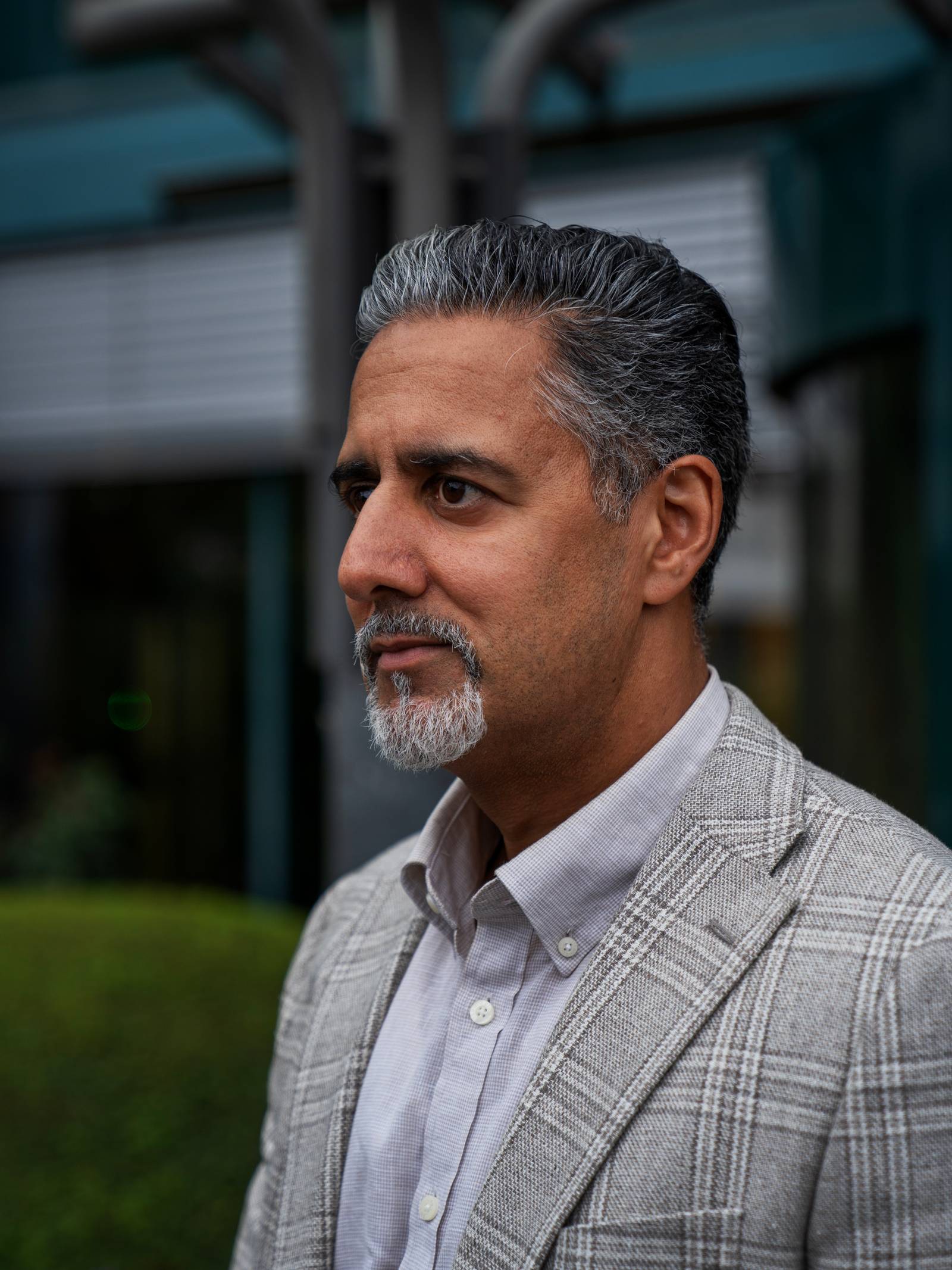 Abid Raja med kritisk kronikk om Islam – NRK Norge – Oversikt over ...