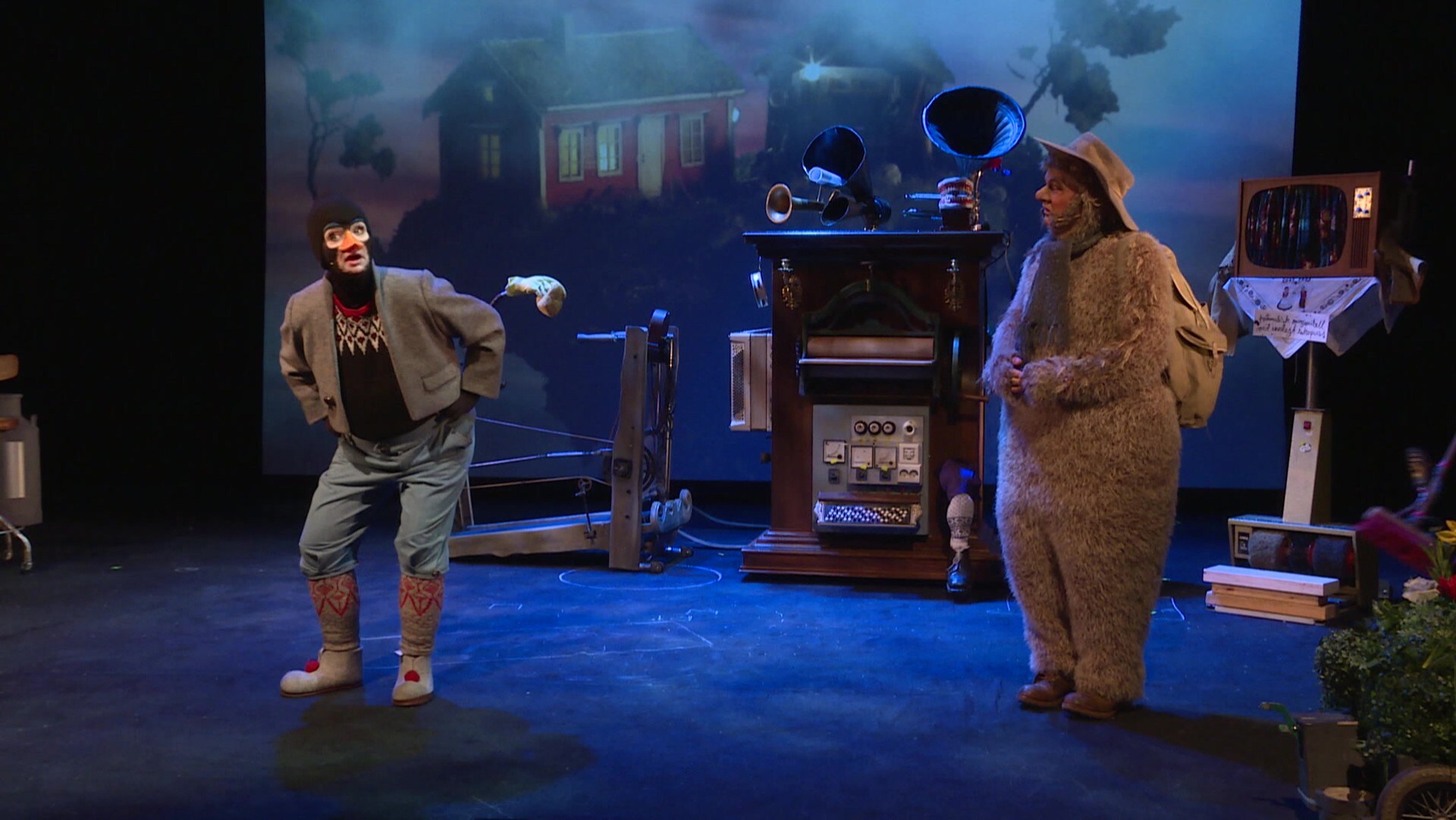 Flåklypa blir teater – NRK Innlandet – Lokale nyheter, TV og radio