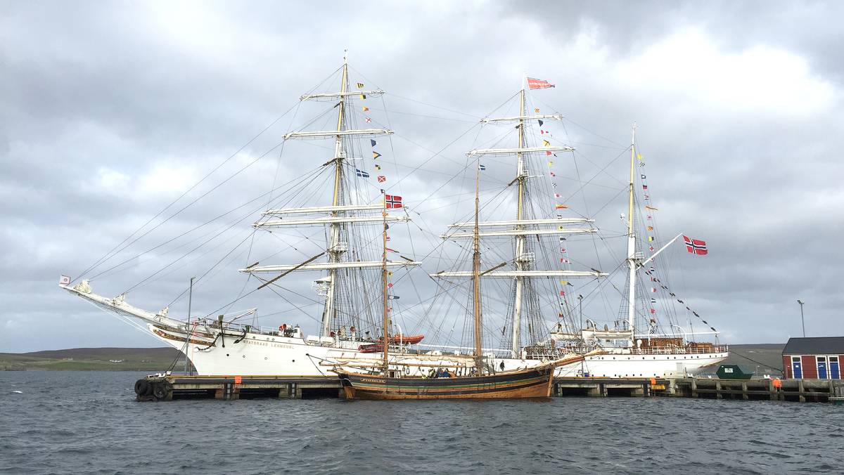 Her seglar Svanhild i kjølvatnet til vikingane – NRK Vestland