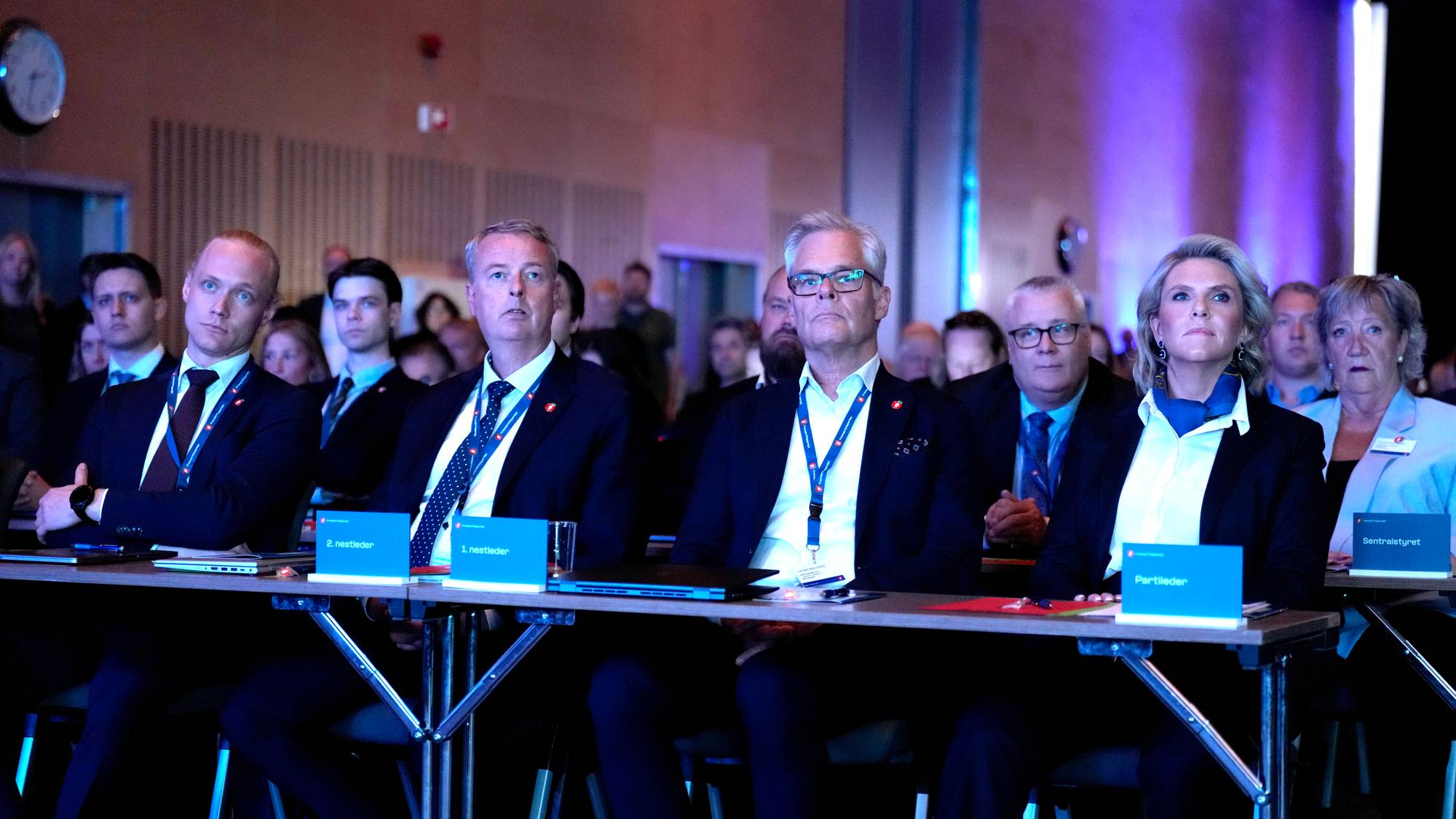 Slik ville Norge stemt – Ny meningsmåling hver måned! – NRK