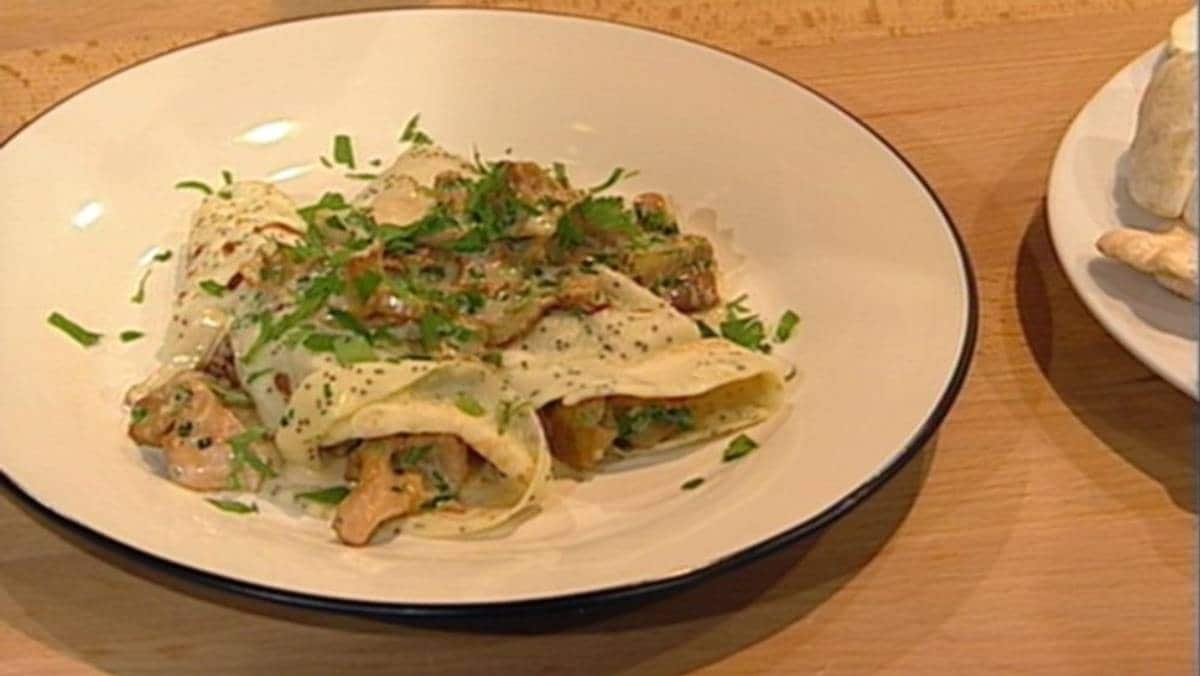Pannekaker med kremet sopp – NRK Kultur og underholdning