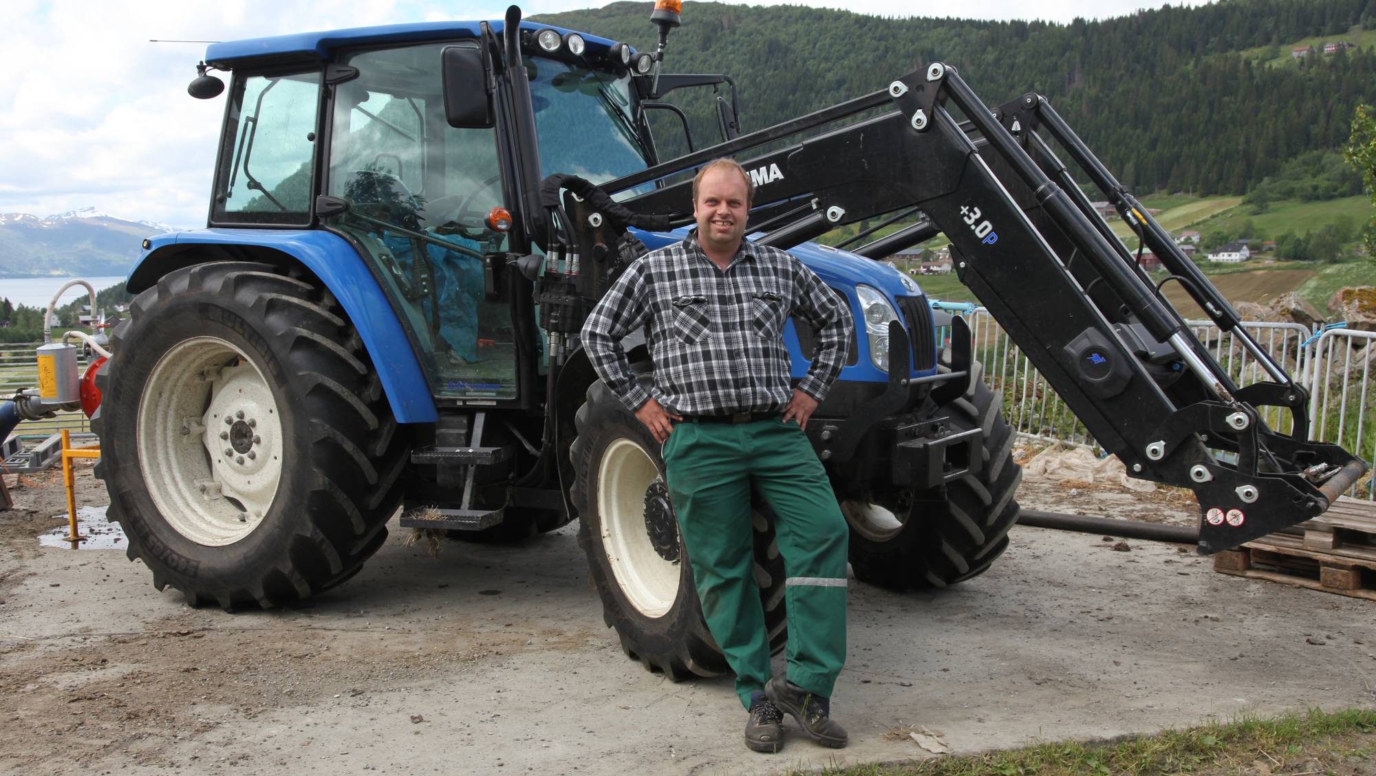 Stad-ordførar Sigurd Reksnes døydde av kreft – fekk heidersmerke rett ...