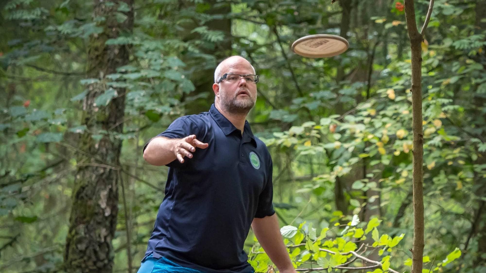 Anniken Kristiansen Steen imponerer som frisbeegolfspiller i ...