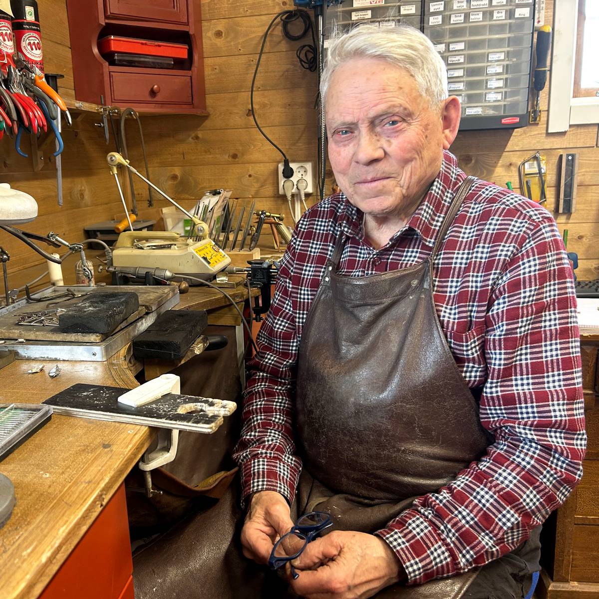 Her feirer prinsesse Ingrid Alexandra 17. mai i Målselv-bunad – NRK ...