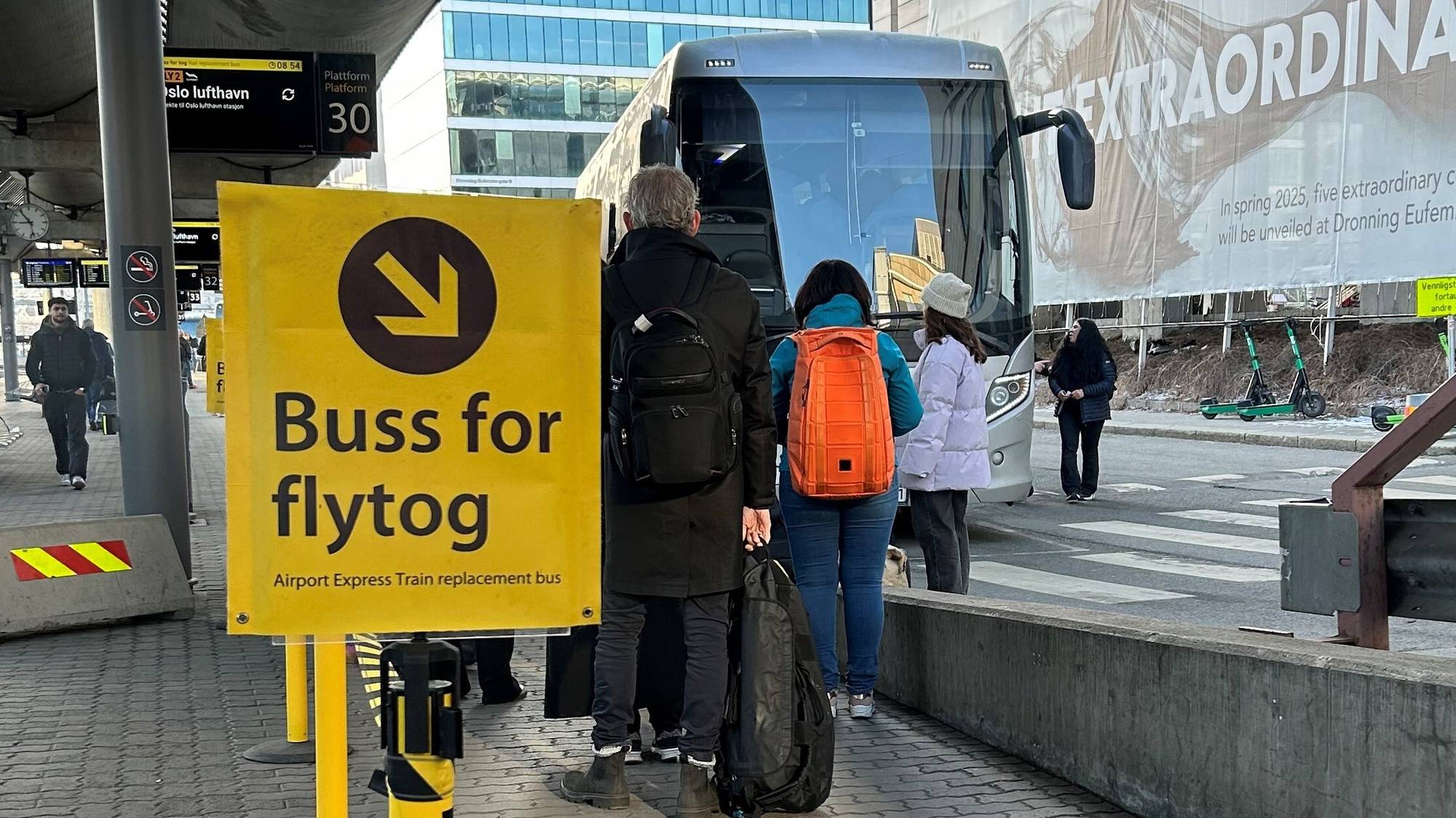 Buskerud får flere uker med buss for tog sommeren 2025 – NRK Buskerud ...