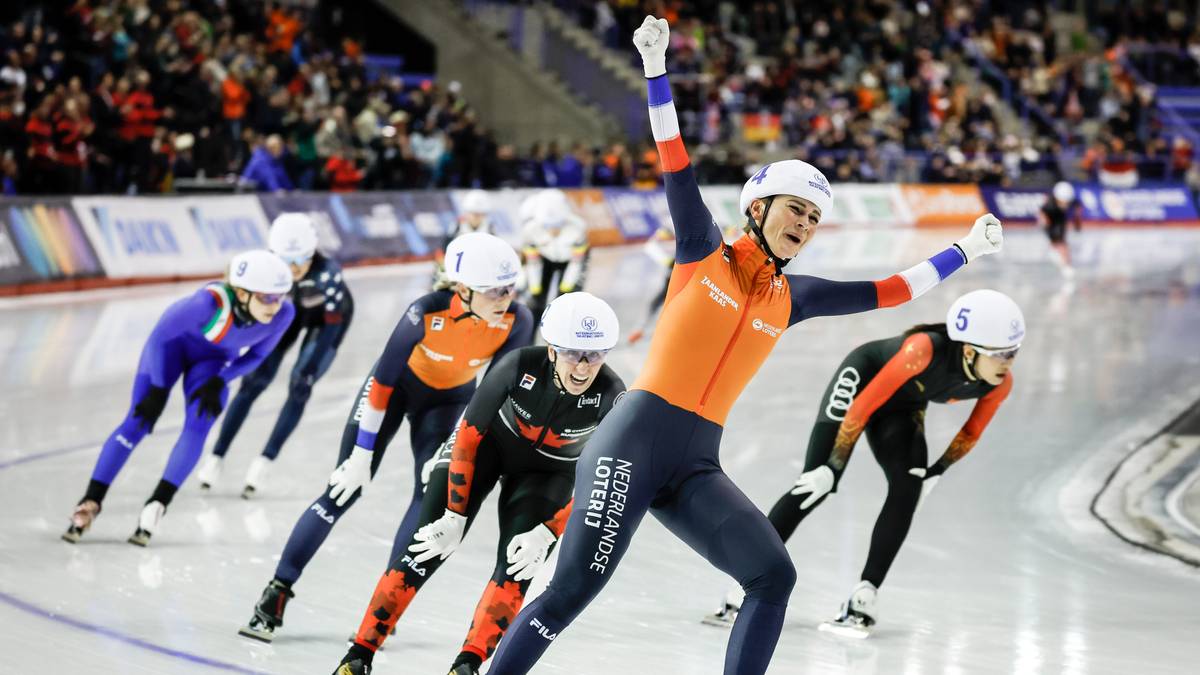 Tok VM-gull etter fall – NRK Sport – Sportsnyheter, resultater og sendeplan