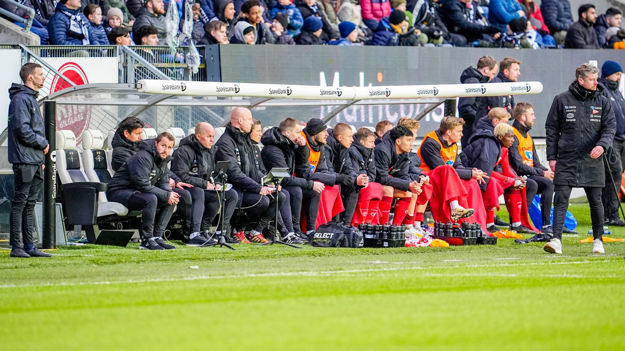 Rosenborg beseiret Fredrikstad etter uvanlig håndkle-manøver – NRK ...