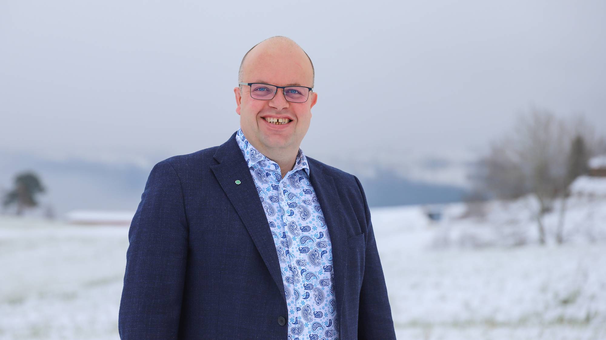 Stad-ordførar Sigurd Reksnes døydde av kreft – fekk heidersmerke rett ...