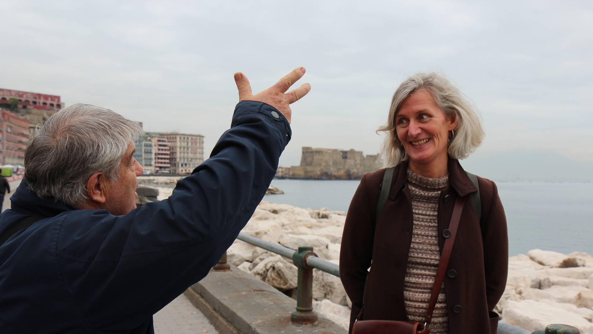 I Elena Ferrantes fotspor i Napoli – Kultur