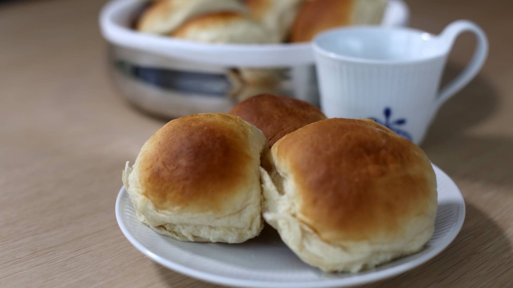 Korleis få luftige bollar – NRK Mat – Oppskrifter og inspirasjon