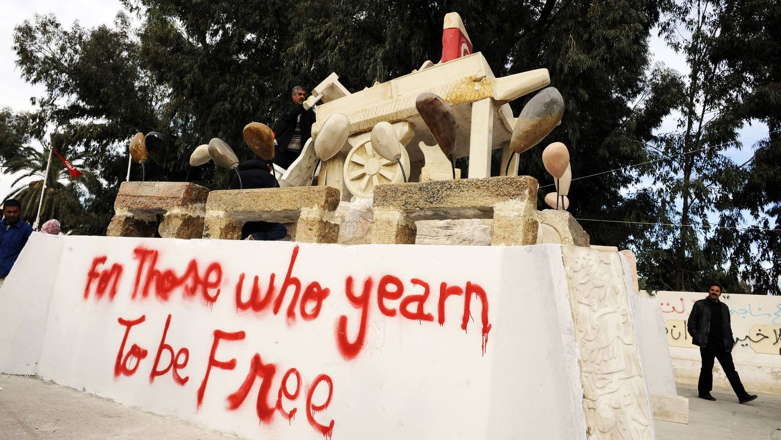 Tar på seg «skylden» for Den arabiske våren – NRK Urix ...