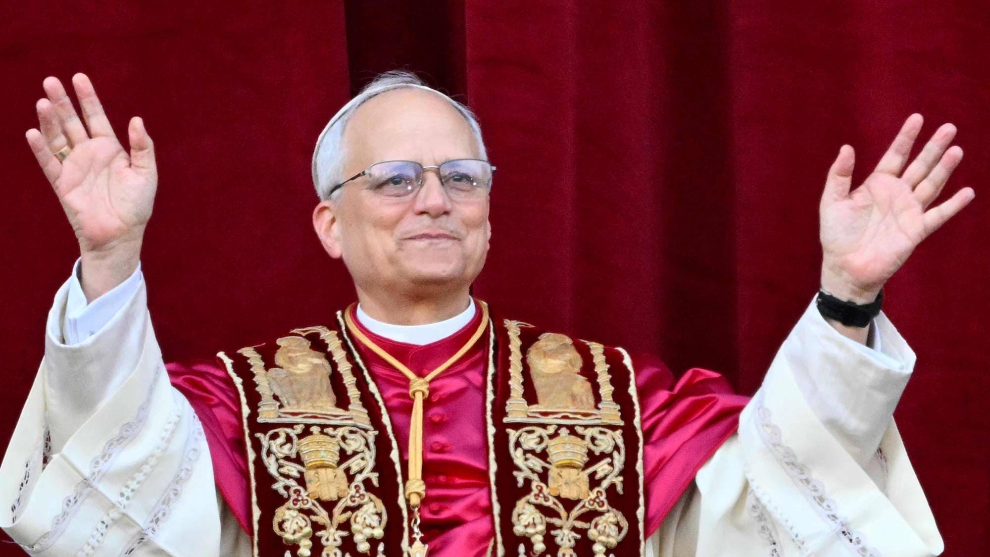 Leo XIV er ny pave: – Han er en underdog – NRK Urix – Utenriksnyheter ...