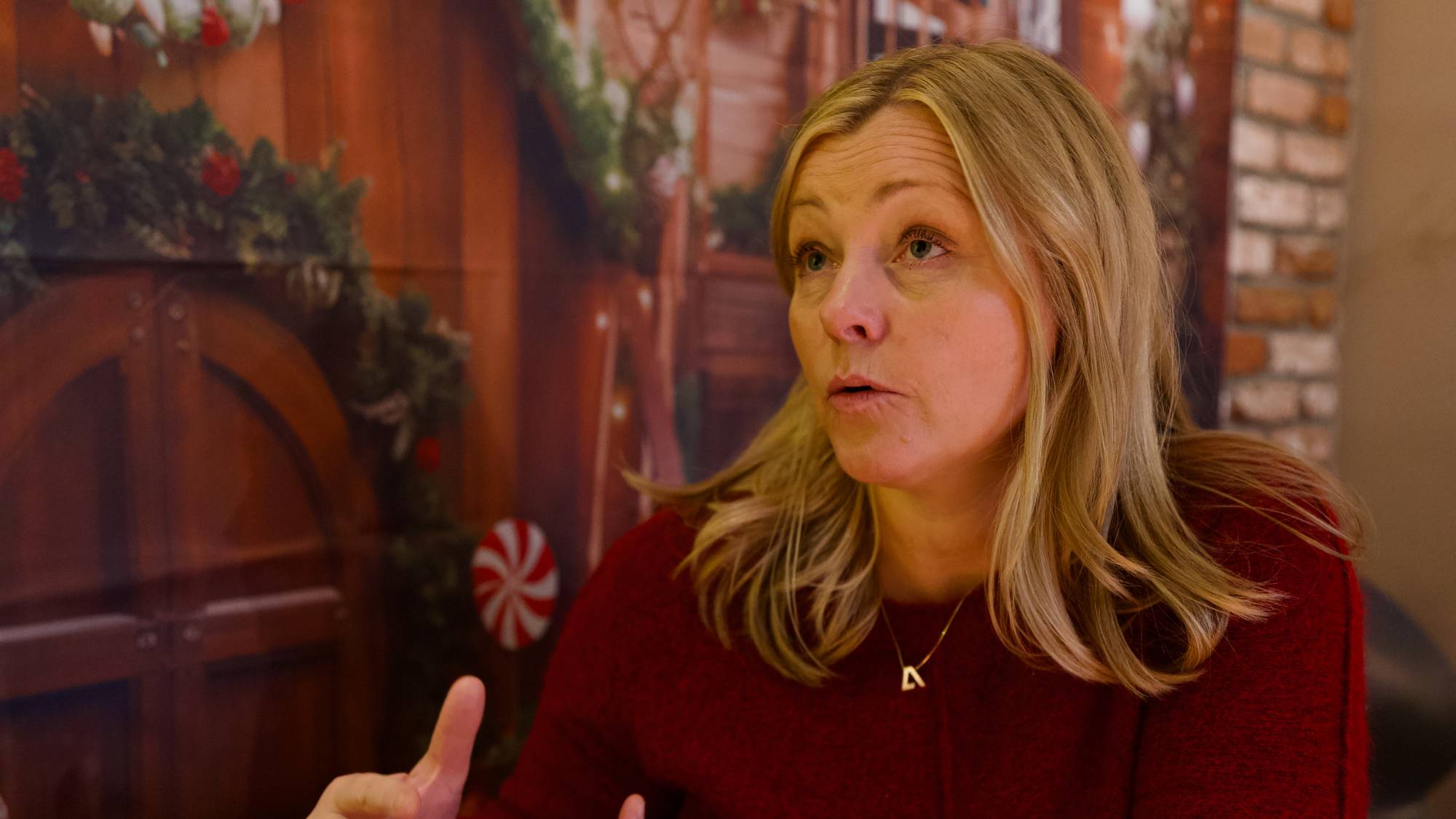 Aps mektige partisekretær Kjersti Stenseng går av – NRK Norge ...