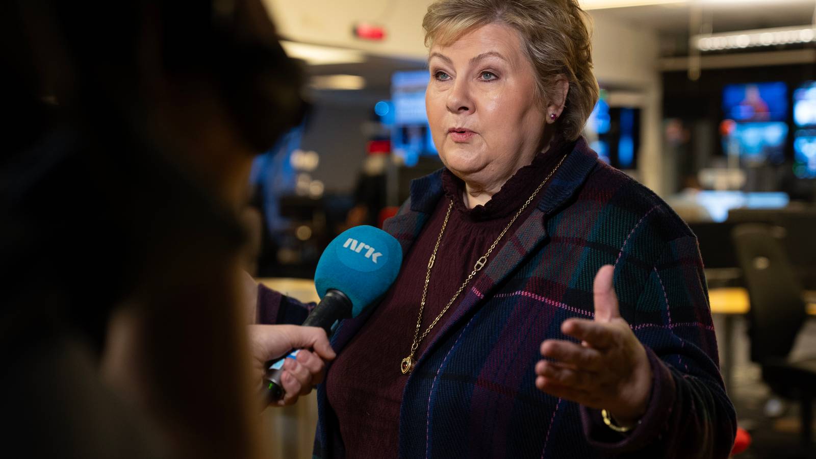 Måling januar: Nå klatrer Ap over 20 prosent, mens Høyre ramler under – NRK Norge – Oversikt ...