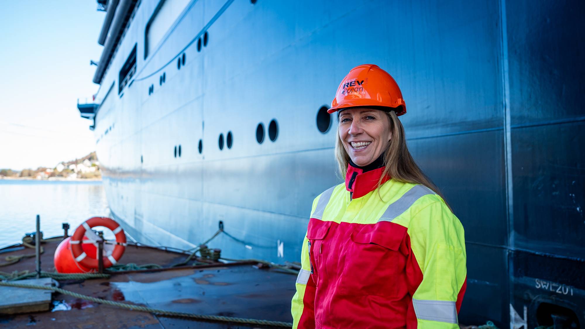 REV Ocean: Slik ser luksusyachten og forskningsskipet til Kjell Inge Røkke ut – NRK Møre og ...