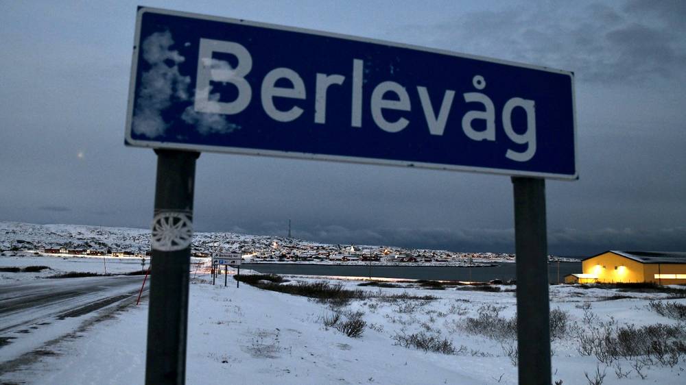 Berlevåg isolert etter steinskred – NRK Troms og Finnmark