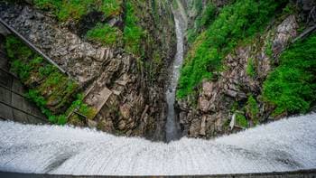 Elkem Rana selger strøm de kjøper på industrikontrakter videre – SV ...