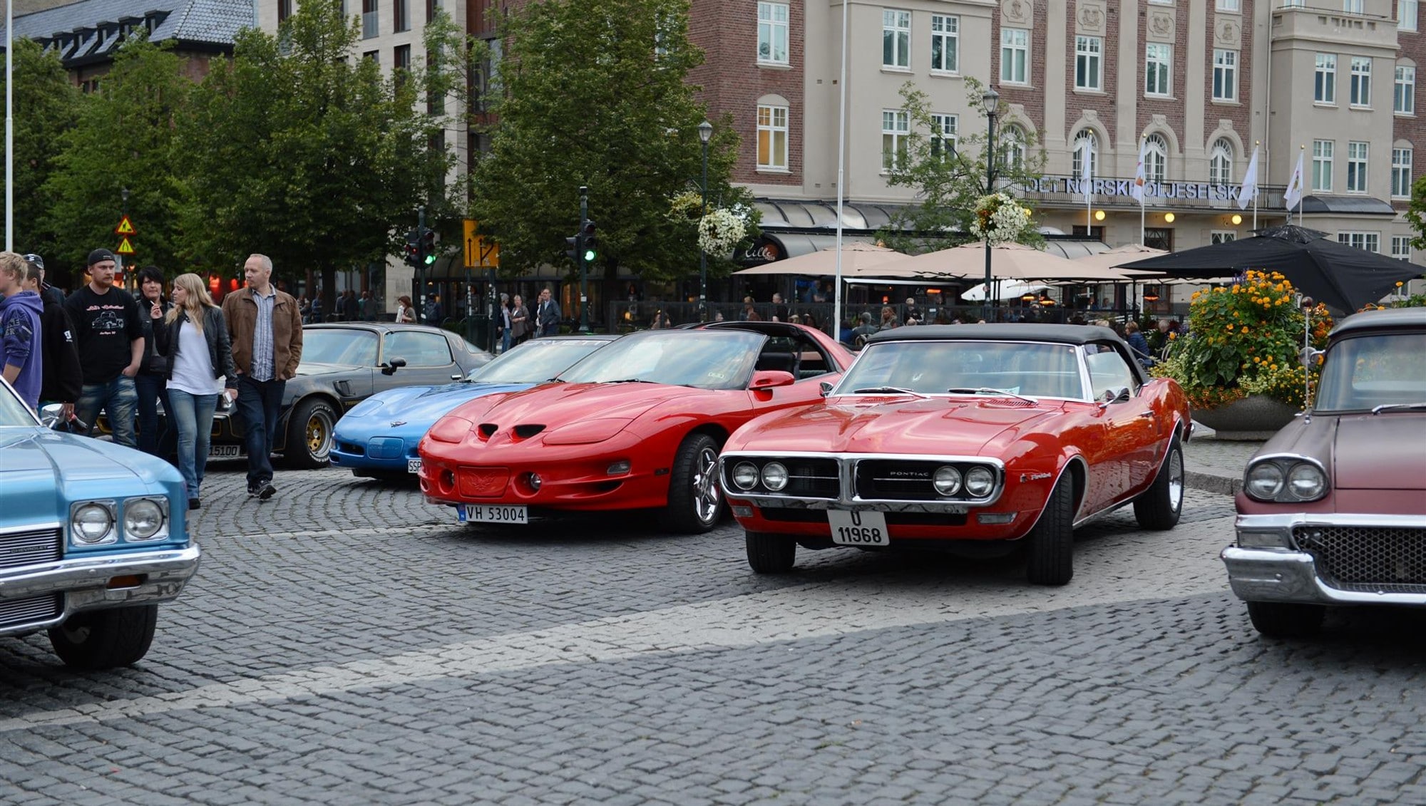 Amcar-treff på Torvet i Trondheim – NRK Trøndelag – Lokale nyheter, TV ...