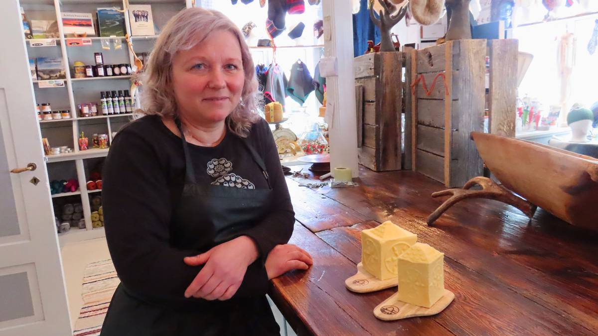 Hilde Lund bruker gamle håndverkstradisjoner i nye produkter – NRK Kveeni