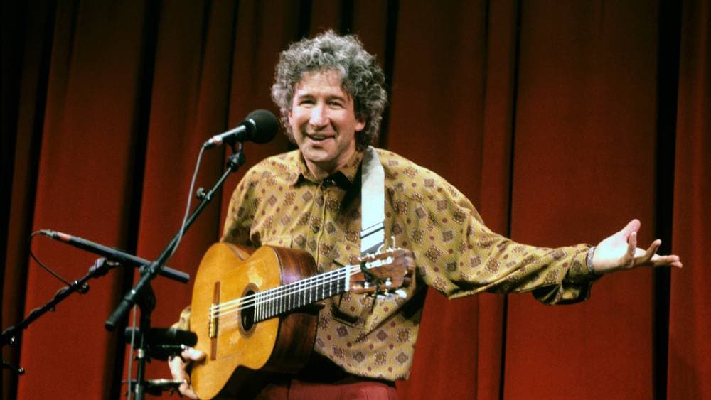 Artist og komiker Eddie Skoller (79) er død – Siste nytt – NRK