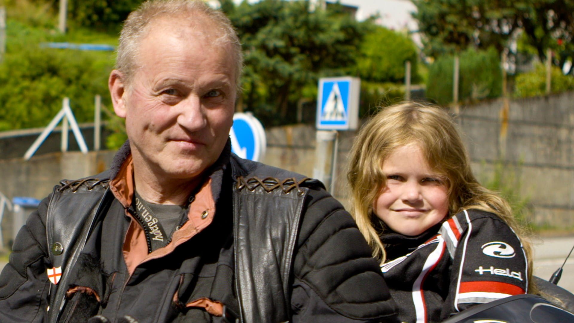 Bestemor og bestefar - NRK TV