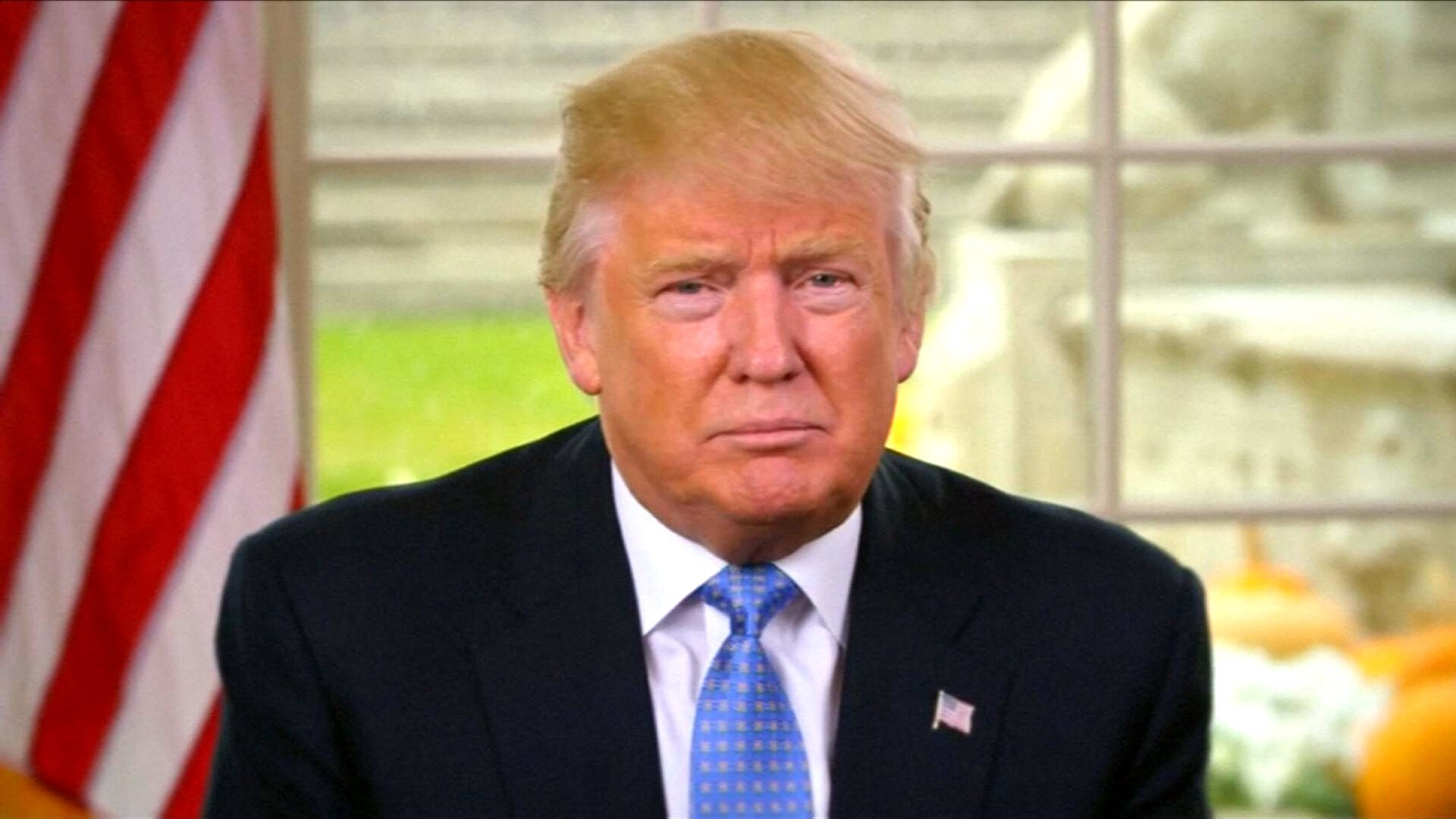 Trump oppfordrer til samhold – Siste nytt – NRK