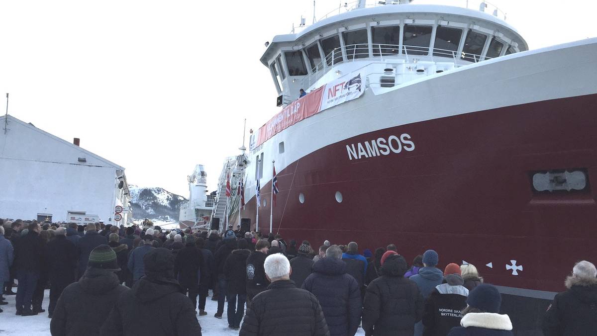 Historisk dåp i Namsos – NRK Trøndelag – Lokale nyheter, TV og radio